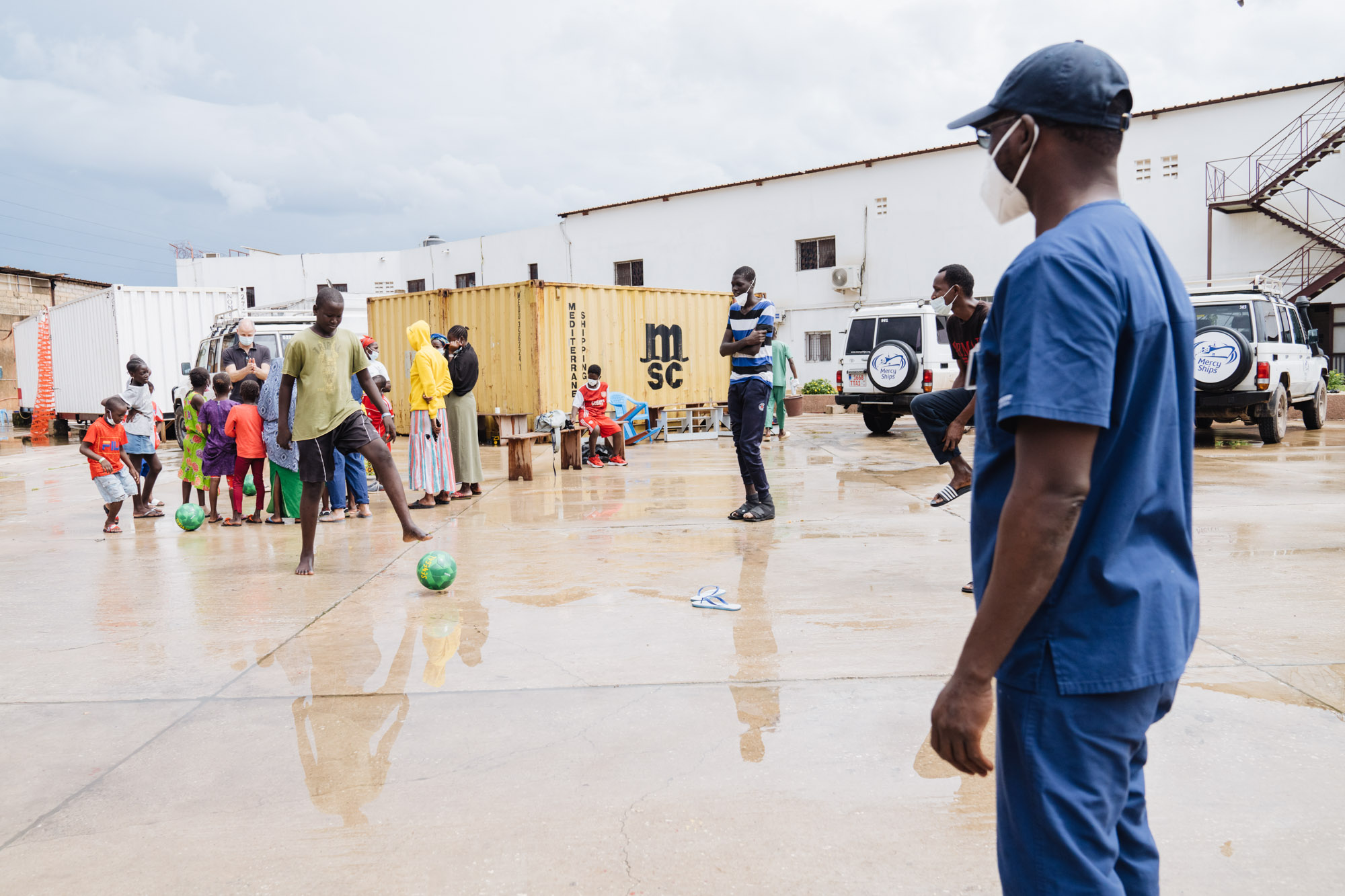 ‘Giving Back’: Senegalese Mercy Ships Volunteers Ready to Meet the Need ...